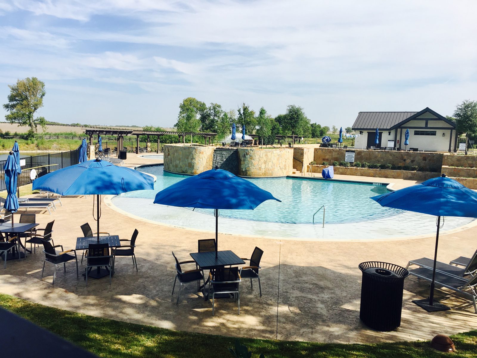 Mustang-Lakes-pool-4 - Leading Edge Realty - Trey and Katie LaQuey RE ...